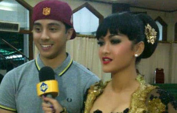 Jupe 'Ditembak' Putra Keraton